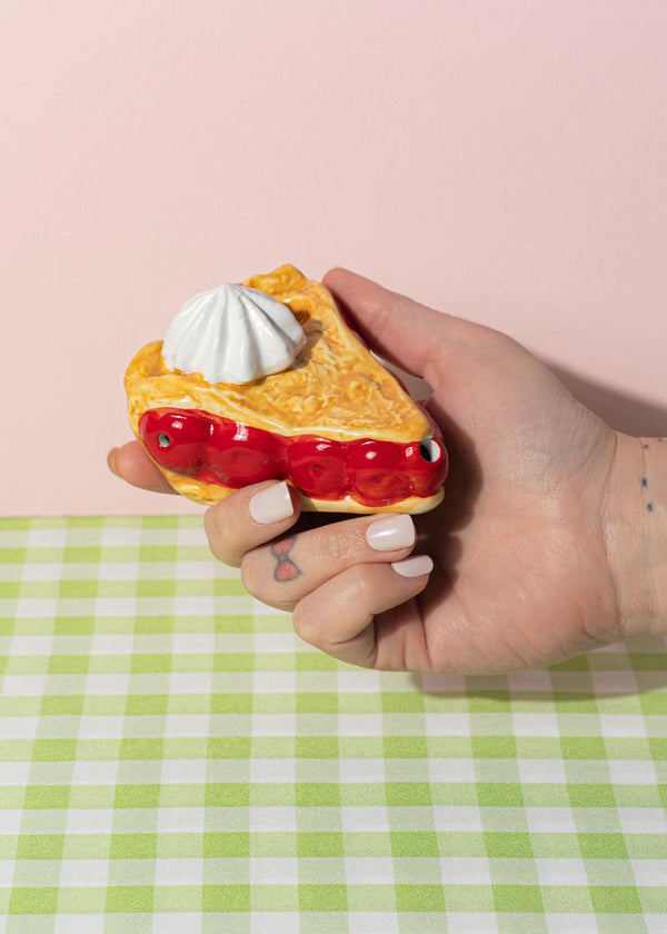 Pie Pipe – Realistic Ceramic Design, 4" Long - Danu Wellness